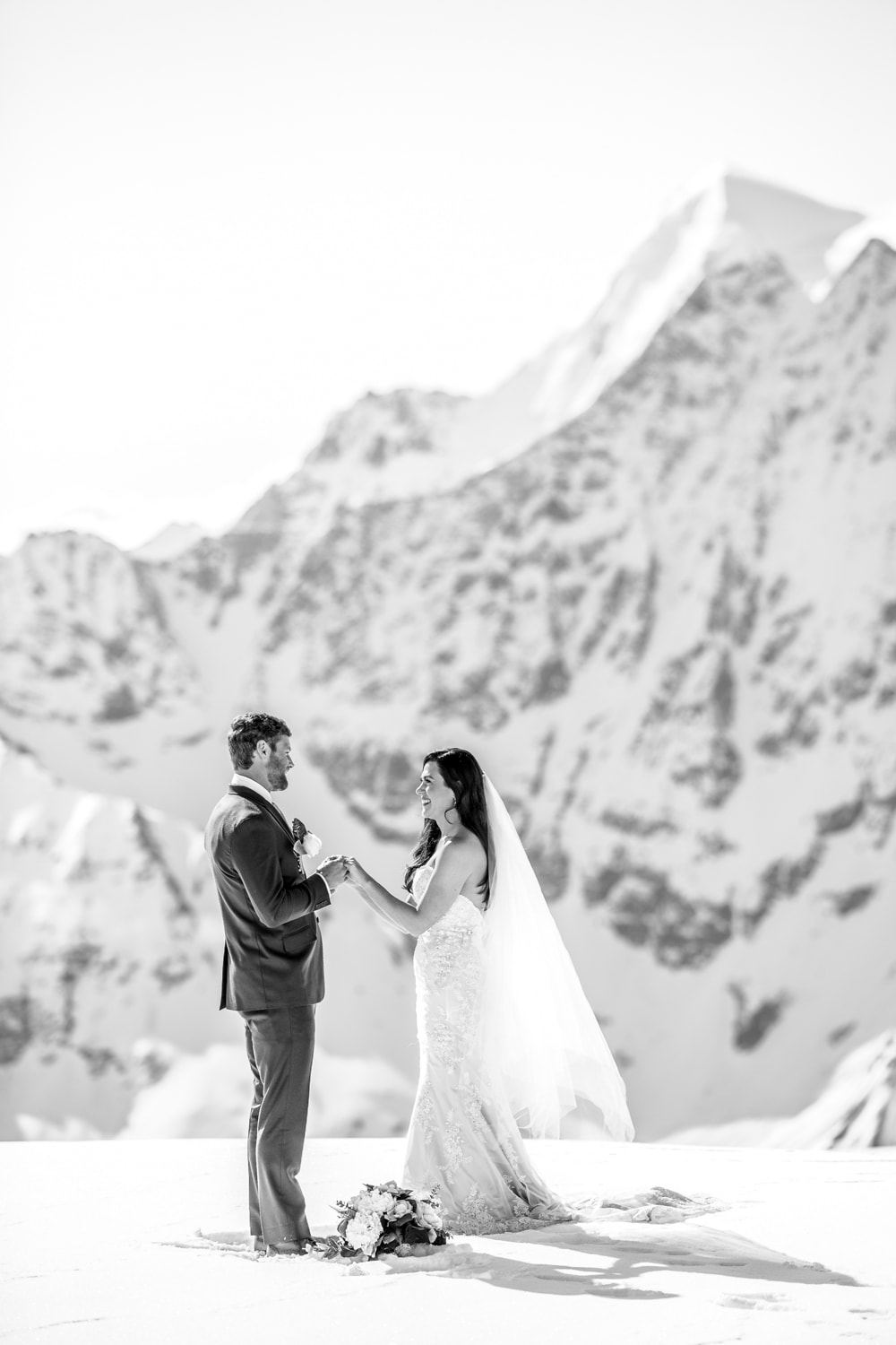 3 Reasons To Elope In The Lauterbrunnen/Interlaken Area